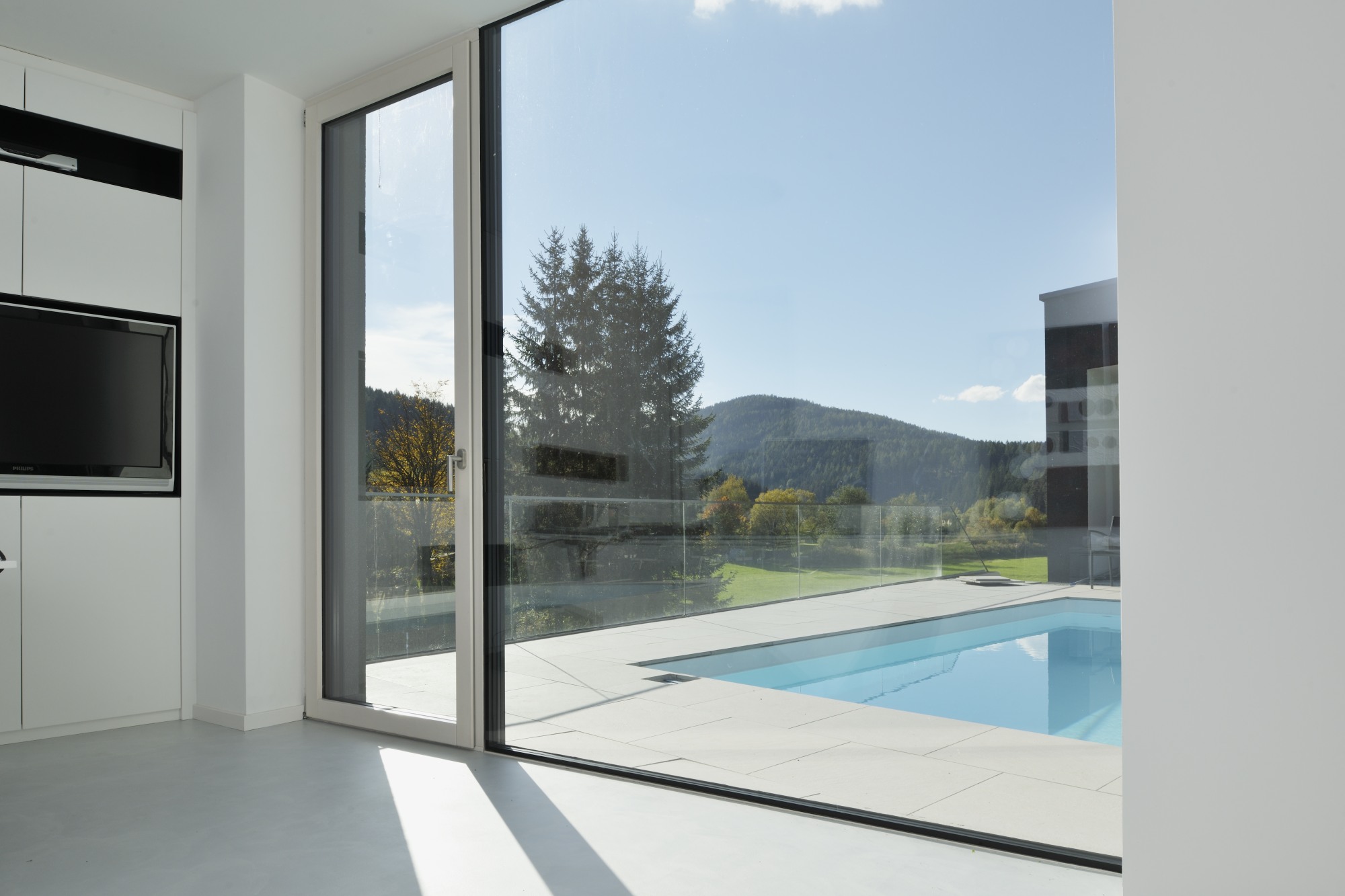 Panoramic windows - M-Sora